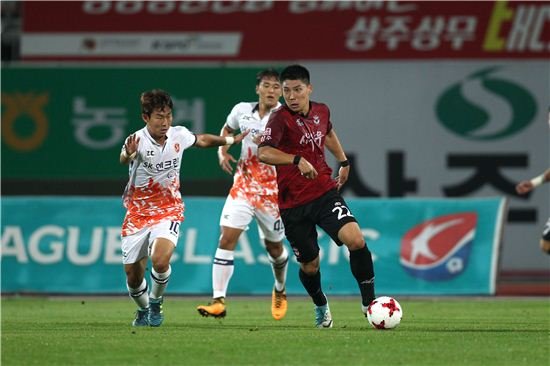 '6경기 연속골' 상주 주민규, K리그 클래식 31R MVP 선정 : 네이트 스포츠