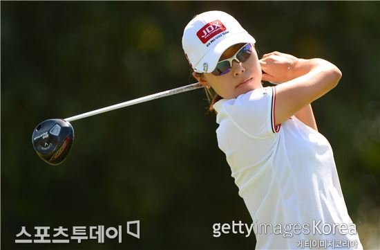 유선영, 블루베이 LPGA 1R 7언더파 단독선두…박성현 공동 9위 : 네이트 스포츠