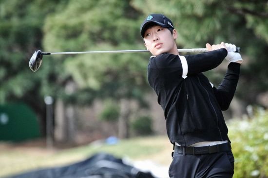 '늦게 핀 꽃' 김남훈, KPGA 프론티어투어서 프로 데뷔 첫 우승 : 네이트 스포츠