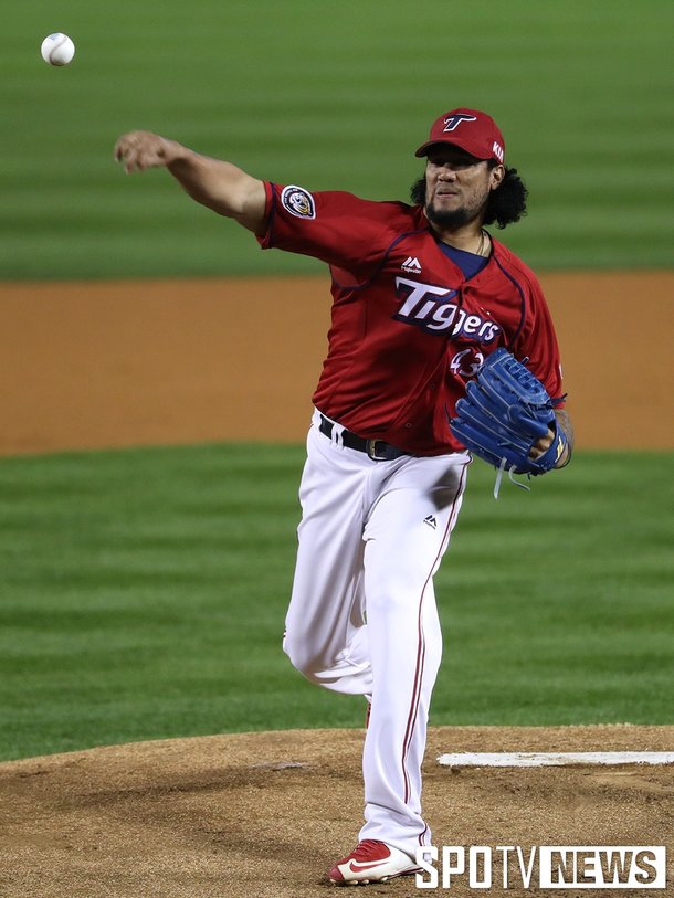 [KBO WC1] 'MVP' KIA 헥터, 완벽했던 '선발 임무 수행' : 네이트 스포츠