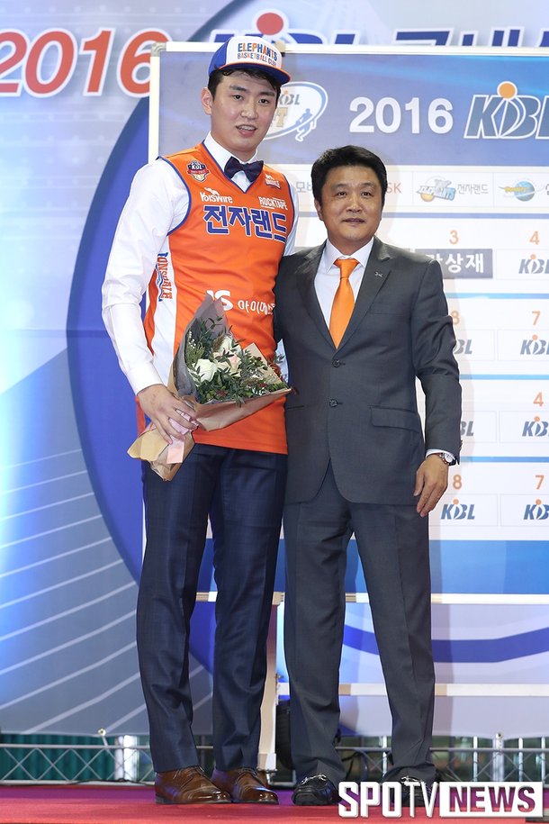 [KBL 드래프트] '전자랜드행' 강상재, 장신 라인업 '맞춤형 퍼즐' : 네이트 스포츠