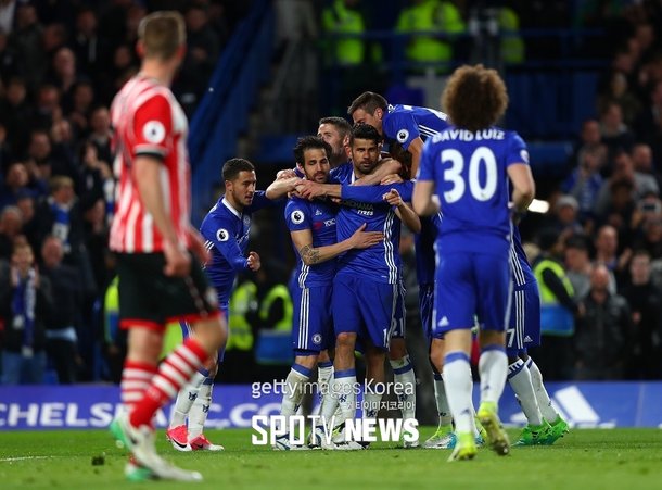 [EPL 영상] '코스타 2G 1AS' 첼시, 사우스햄튼 4-2 승…1위 질주 : 네이트 스포츠