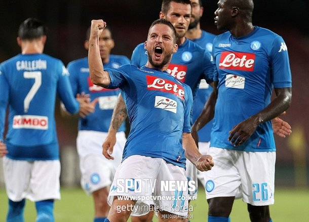 [UCL PO 3줄요약] 하고 싶은 거 다 했던 나폴리의 완승 : 네이트 스포츠