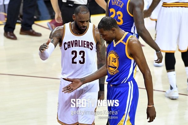 [SPO일러] '3년 연속 맞대결' CLE와 GSW의 자존심 대결 승자는? : 네이트 스포츠