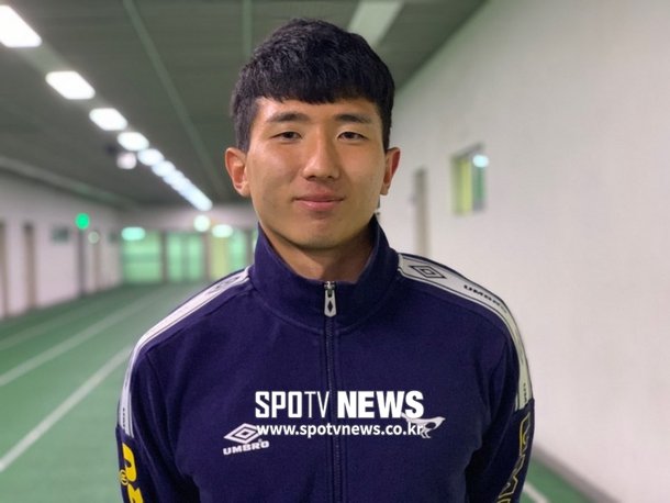 [SPO TALK] 동료들도 '미쳤다'고 말한 이현일 '환상 오버헤드킥' : 네이트 스포츠