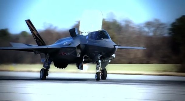 [생생영상] 차기전투기 스텔스기 F-35A 도입 결정 : 네이트 뉴스