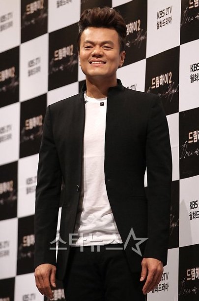 'JYP 수장' 박진영, god 응원차 콘서트장 방문 : 네이트 연예