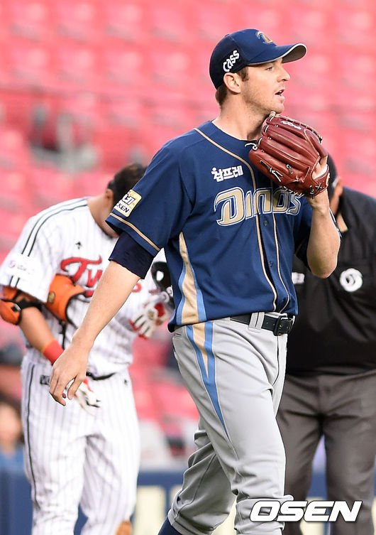 NC, 외국인 투수 찰리 방출…KBO에 '웨이버 공시' : 네이트 스포츠