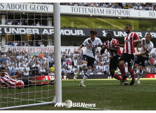 손흥민, EPL 진출 첫 '2G' 연속골 폭발!…'리그 4호골' : 네이트 스포츠