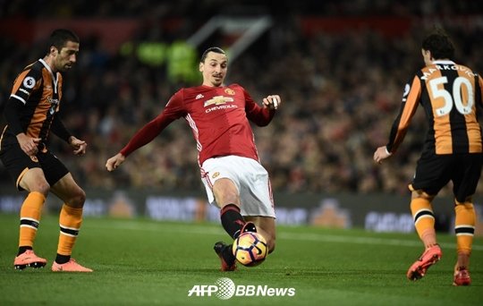 [EPL 23R] 맨유, '약체' 헐시티와 졸전 끝에 '0-0'…'3연속 무' : 네이트 스포츠