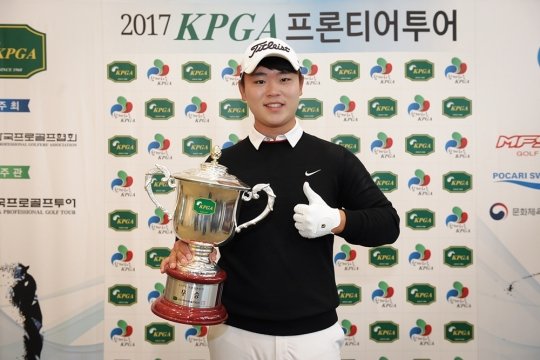 [KPGA] 김의인, 프론티어투어서 프로 데뷔 첫 우승 : 네이트 스포츠