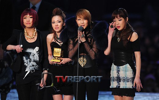 '아이돌 천하' 지드래곤-2NE1-2PM, 'MAMA' 대상 수상(종합) : 네이트 연예