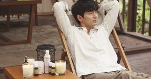 이진욱, '아베다' 남성모델 발탁 '대세 입증' : 네이트 연예