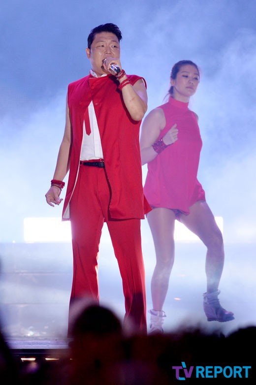 싸이, 중앙 50년 미디어 콘퍼런스 강사로 나선다 : 네이트 연예