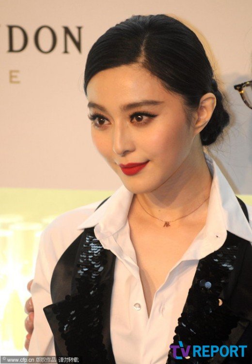 판빙빙, 사진 도용 성형외과에 억대 손배소 제기 : 네이트 연예