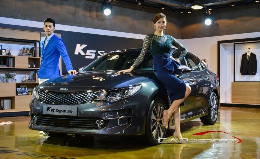 기아 2017 K5 & K5 PHEV, 힘과 연비 갖췄다 : 네이트 뉴스