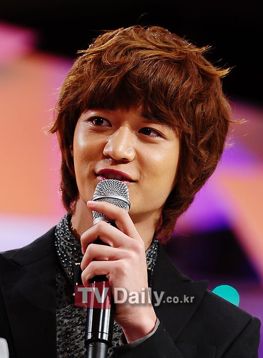 [TD포토] 샤이니 민호 'JTBC 개국 2부 MC 열심히 할게요' : 네이트 연예