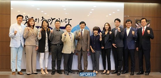 KBSN, V리그-WKBL 해설위원 위촉식 개최 : 네이트 연예