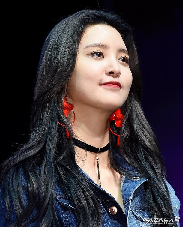 [엑's HD] EXID 정화 '한껏 물 오른 미모' : 네이트 연예