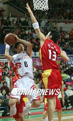 모비스 '1위 굳히기' vs KTF '선두 추격전' : 네이트 스포츠