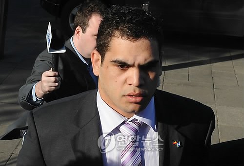 GREG INGLIS ASSAULT COURT : 네이트 뉴스