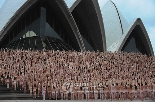 SPENCER TUNICK NUDE SYDNEY : 네이트 뉴스