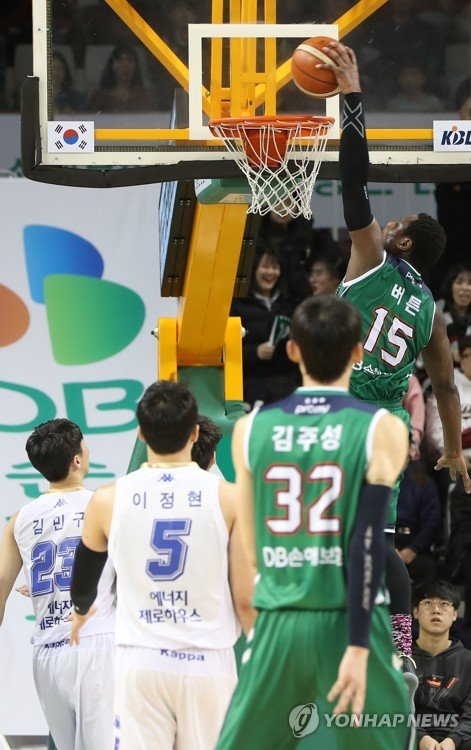 은퇴투어 시작한 김주성 4Q 3점포 2방…DB, KCC 잡고 선두 탈환 : 네이트 스포츠